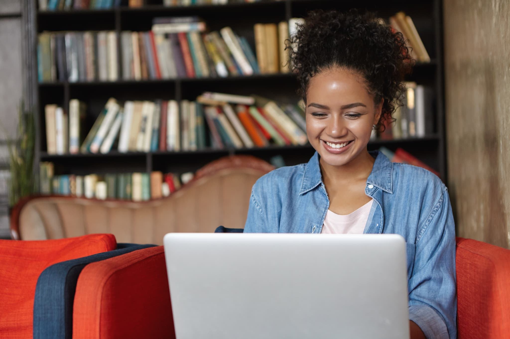 Online Healthcare Administration Programs | Mandl College